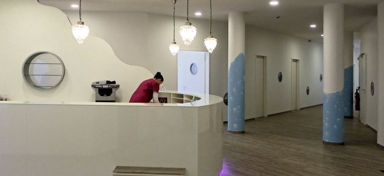 24 Wandfarbe Fur Arztpraxen